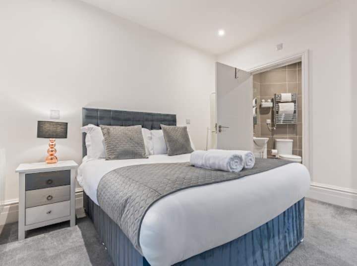 Cozy City Centre | Near Lgi And Shops - Leeds