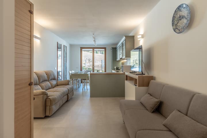 Costa Alpine Suite W Sauna, 5 Min Wlk Frm Ski Lift - Folgaria