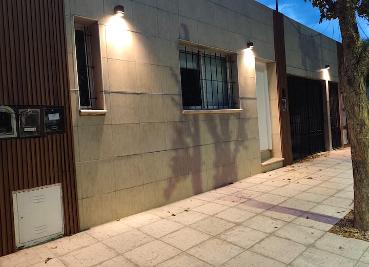 Dpto. A La Calle A Estrenar En Barrio Residencial. - Junín, Francia