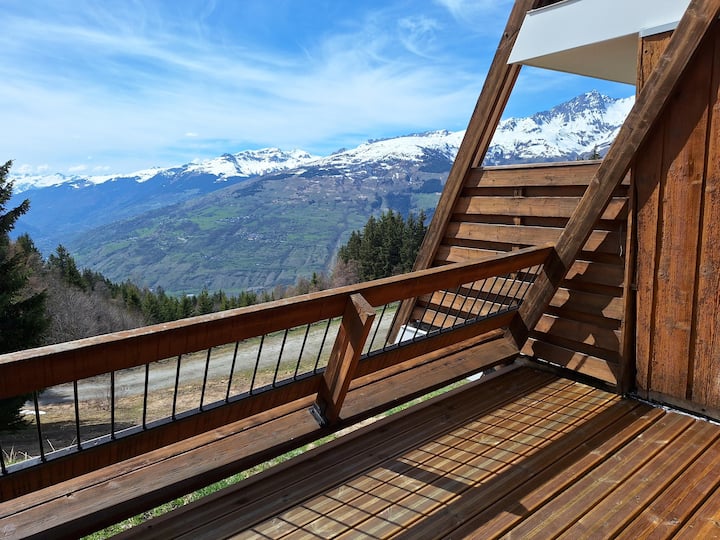 Arc 1600 : Bel Appartement Avec Balcon Et Piscine - La Rosière