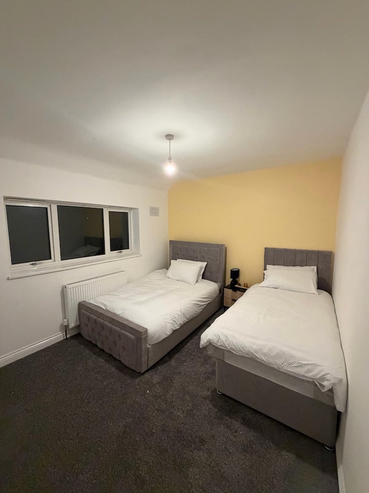 Vps Stays – Contractor & Family Retreat - Leicester