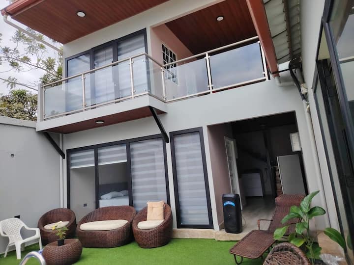 Habitación Privada En Alojamiento En Portoviejo - Portoviejo