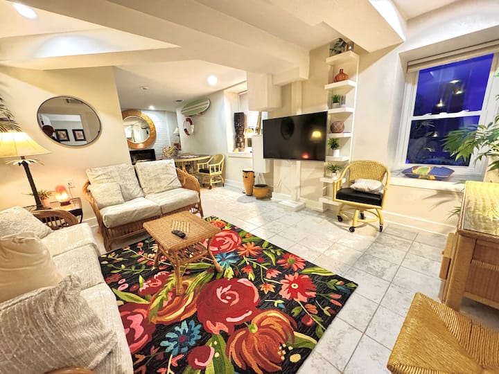 Tropic Retreat In The Heart Of The City - Mansfield, OH