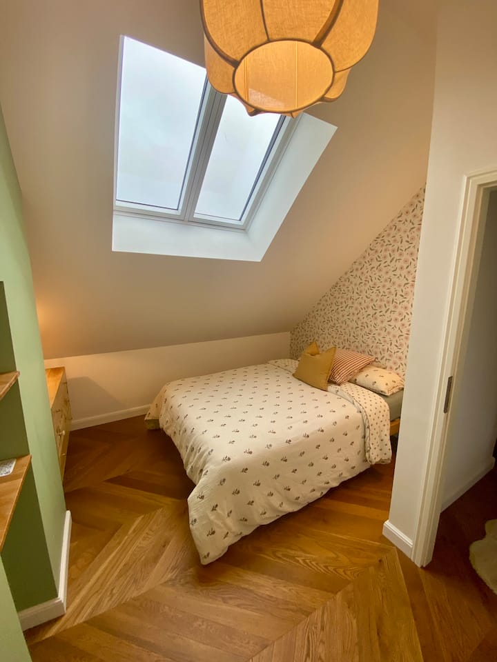 Petite Chambre Confortable Accès Direct Belval - Luxembourg