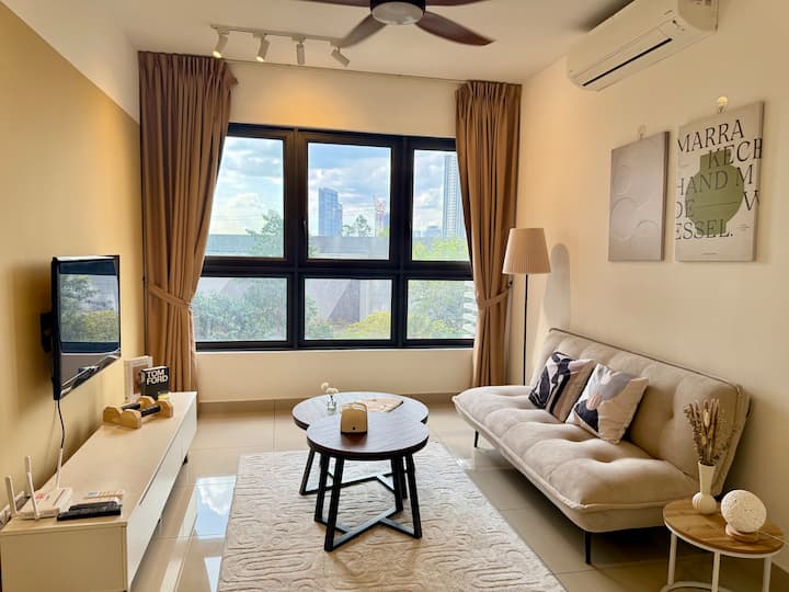 M Vertical 3br /118 View | Infinity Pool | Mrt - Kuala Lumpur