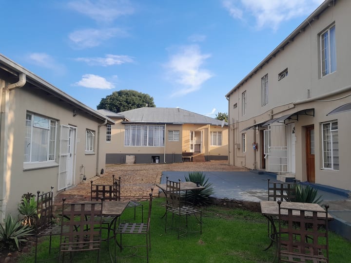 Grace On 51york Lodge - Johannesburg