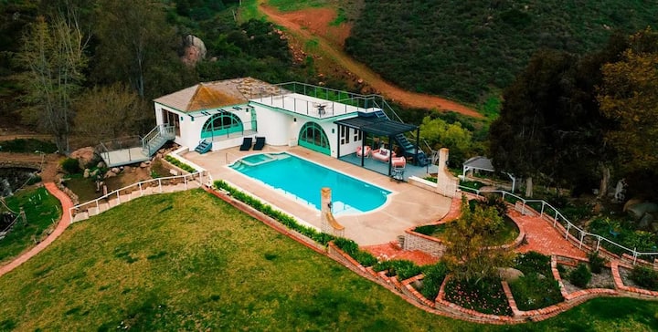 Enchanted Estate | 5 Acres, Pool, Animals, Gardens - Bonsall, CA