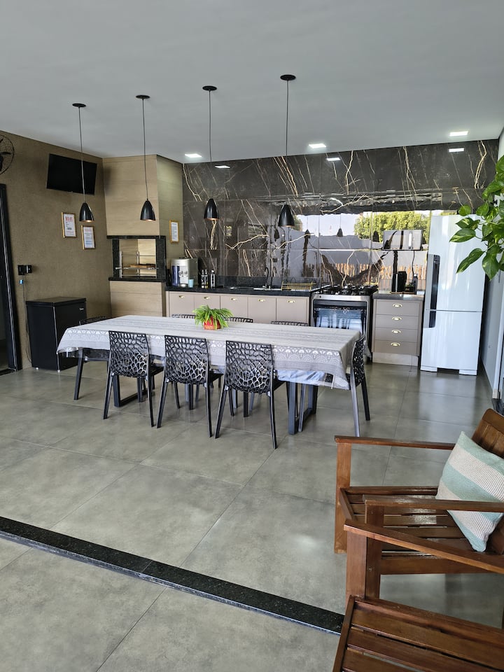 Casa Nova Confortável C/ Piscina 3 Quartos C/ Ar - Olimpia