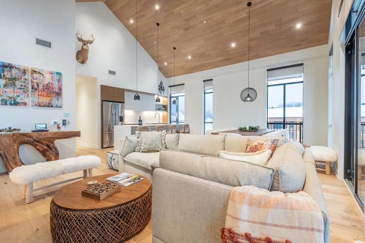 Arbora Tremblant / Penthouse / Hot Tub - Mont-Tremblant