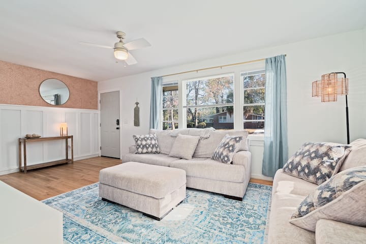 Cozy Pet-friendly Home Minutes To Downtown! - Charleston, SC