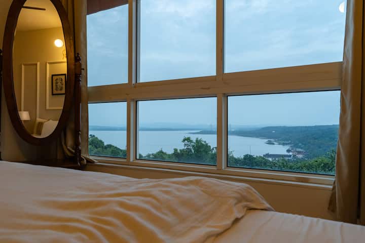 Sea & River View 2bhk W/ Pool Near Airport - India