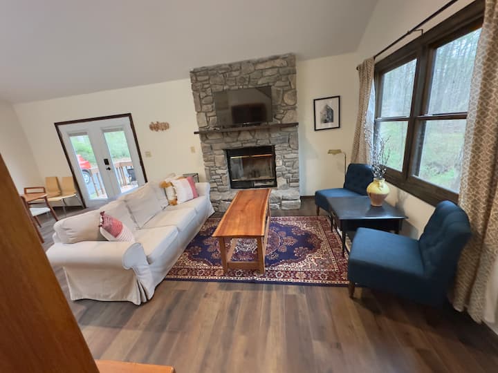 Entire Home - Discounts For Long Stays - Weaverville, NC