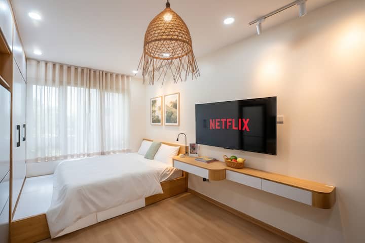(Llq5)service Apt|free Laundry|fast Wifi|westlake - Vietnam