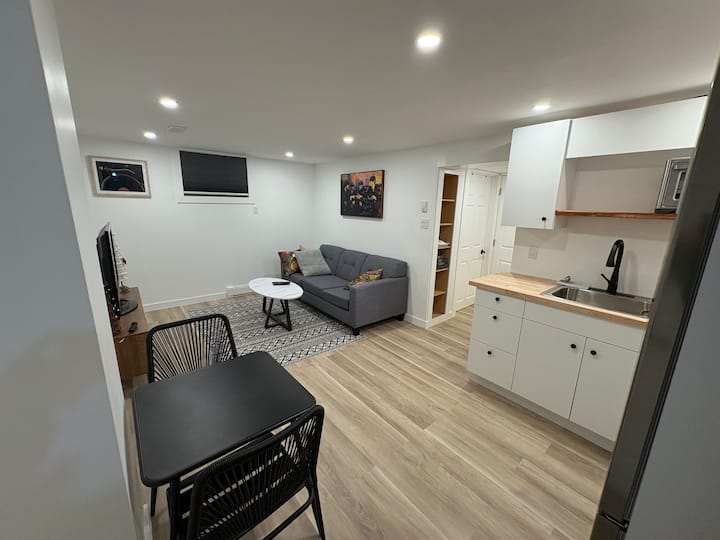 Bright Open-concept Living Area And Kitchen - Moncton