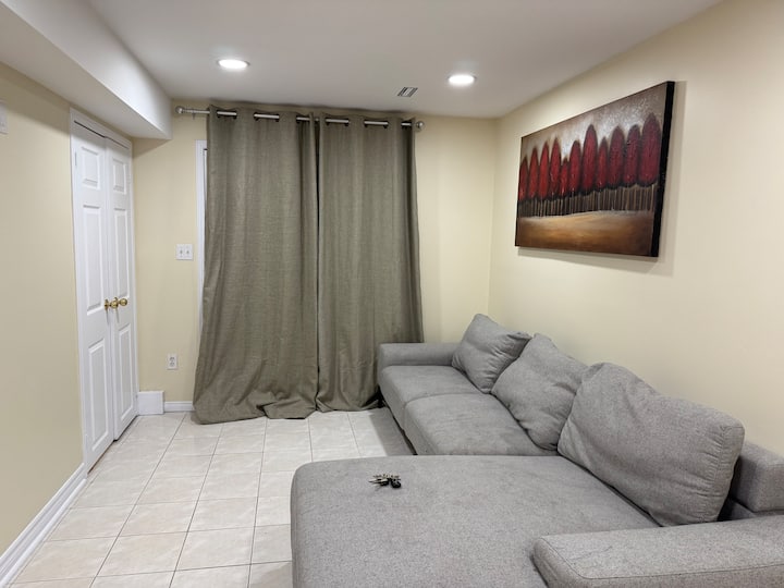 Luxury Suit Walkout Basement With Open Patio - Guelph