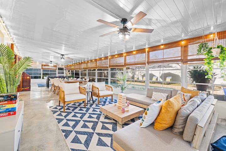 New! Laplage - Centrally Located - Family Friendly - St. Petersburg, FL