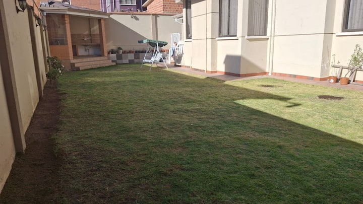 Refugio Andino Cerca Del Valle De Las Agujas - La Paz, Bolivie