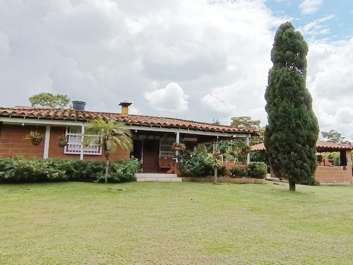 Vive La Tranquilidad Finca En Guarne Para Alquiler - Guarne