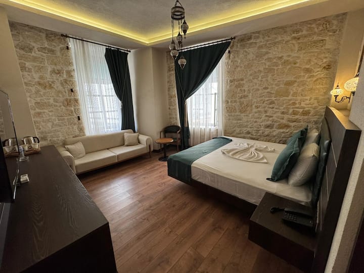 ŞEhrin Tam  Kalbinde, Tarihi  Butik Hotel - Ordu