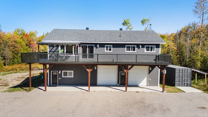 Luxury 5 Br Home - Close To Top Snowmobile Trails - Mattawa