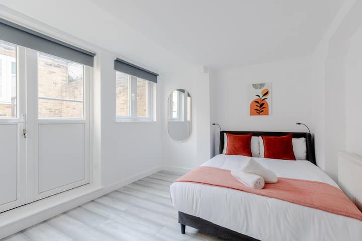 Charming Double Studio | West Kensington - Earl's Court