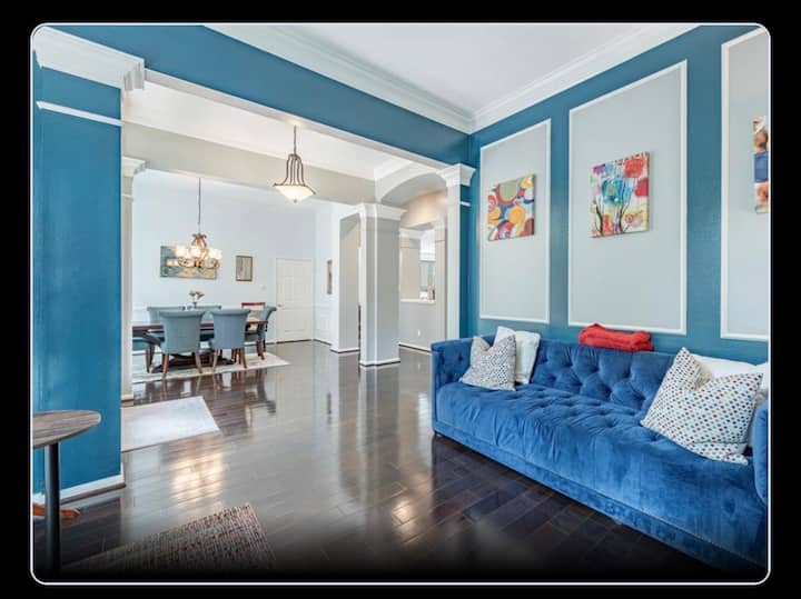 4-bedroom Home W/swimming Pool - The Woodlands, TX