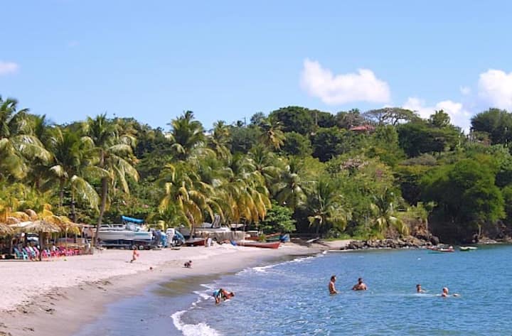 Appartement Spacieux Et Lumineux - Fort-de-France
