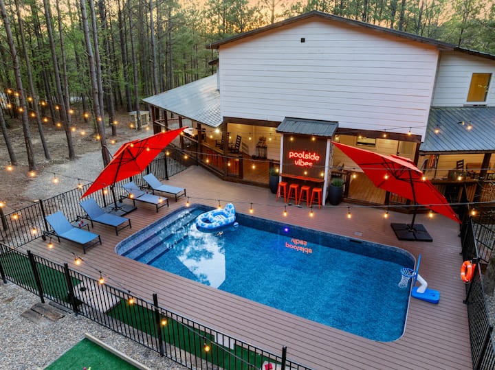 Heated Pool, Mini Golf, Hottub, Firepit, Sleeps 14 - Oklahoma