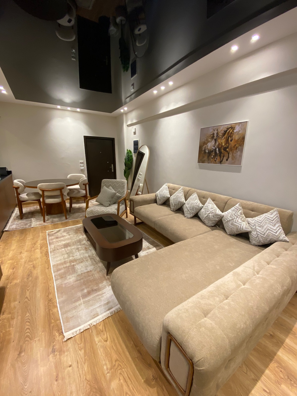 Apartamento especial en Rawdat Zayed - Departamentos en renta en Second ...