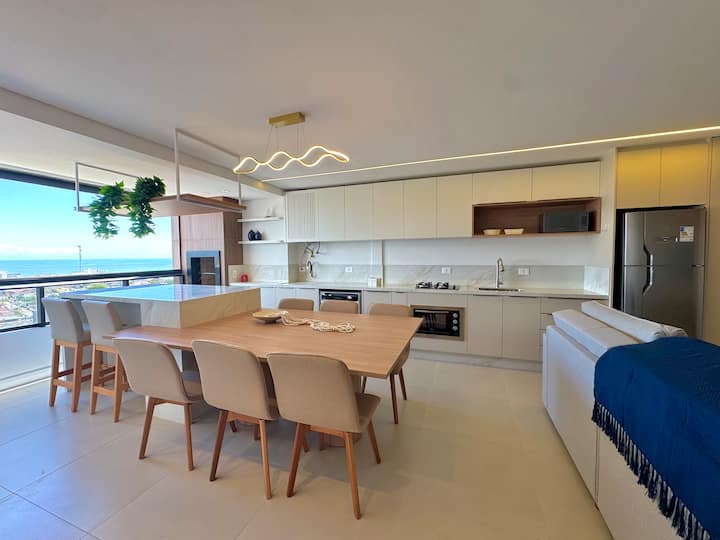 Céu E Mar No Topo De Itapoá, Região Central - Itapoá