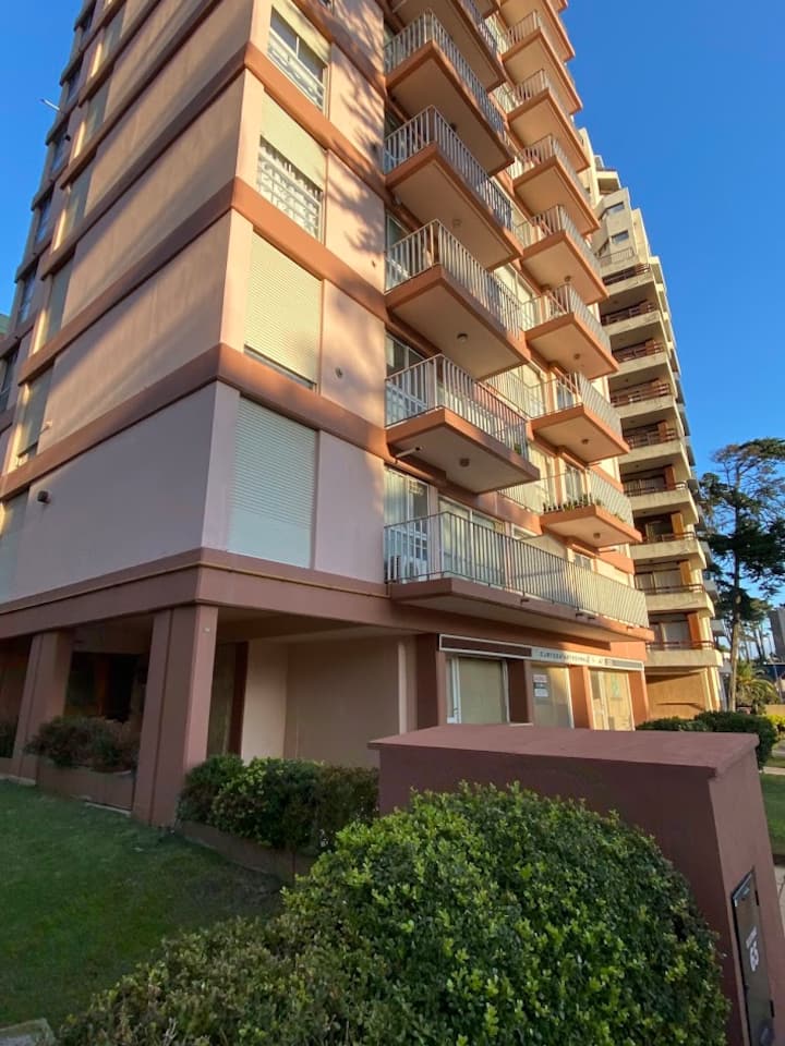 Hermoso Departamento Familiar 
 Centro Pinamar - Pinamar