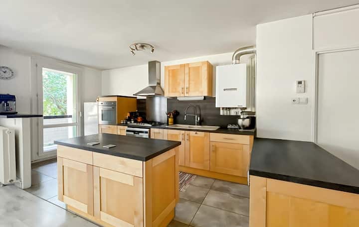 T4 Calme, Lumineux Et Cosy, à 10 Mn Du Centre - Aubagne