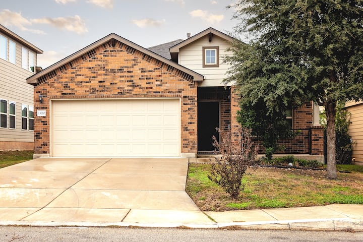 Quiet Cul-de-sac 3br Home Near Seaworld & Lackland - San Antonio, TX