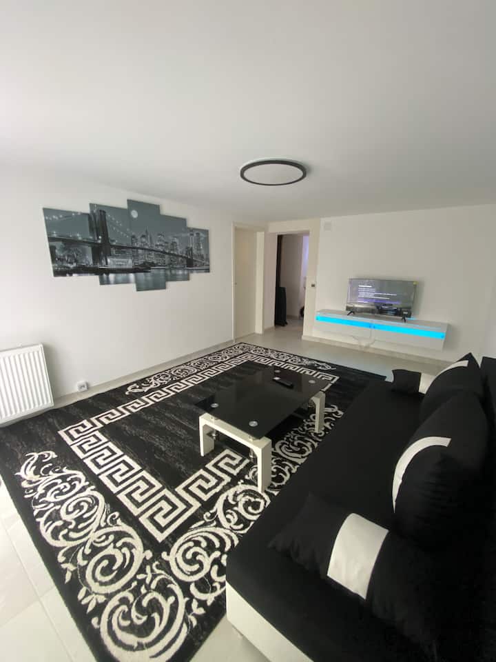 Klein Aber Fein, Alles Neu Erst Bezug - Grenzach-Wyhlen