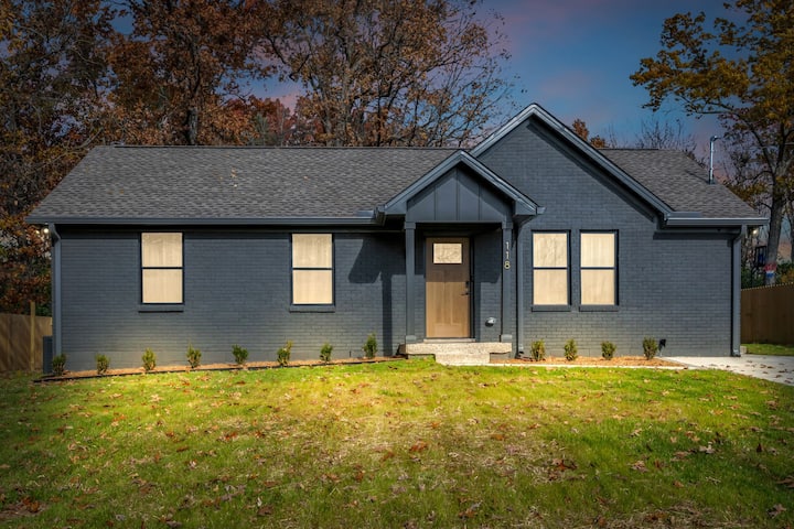 *Inn@i40* Stylish 3 Bedroom Home - Montgomery Bell State Park, Burns