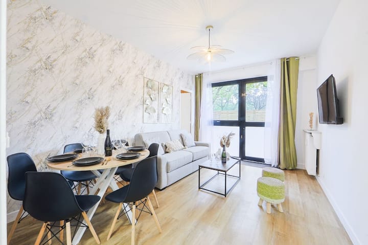 Appartement A La Française - Bagnolet