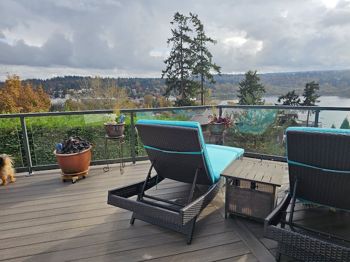 Stunning Mountain & Lake View Home - Kirkland, WA