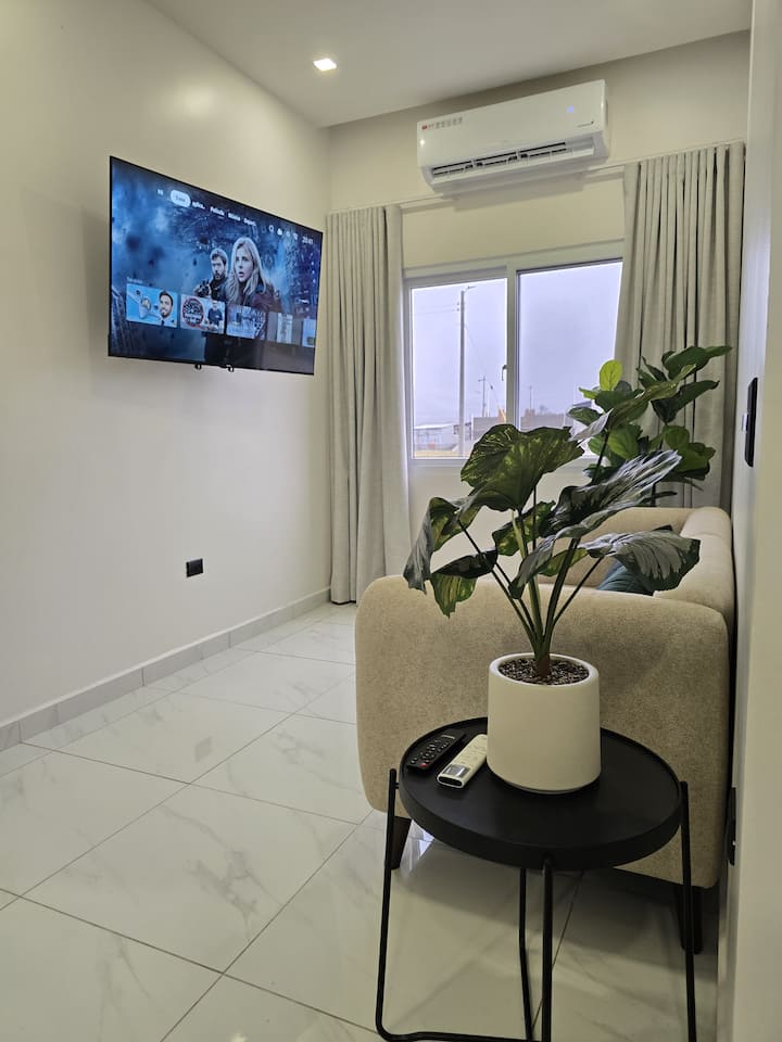 Cozy House In Closed Circuit - Honduras