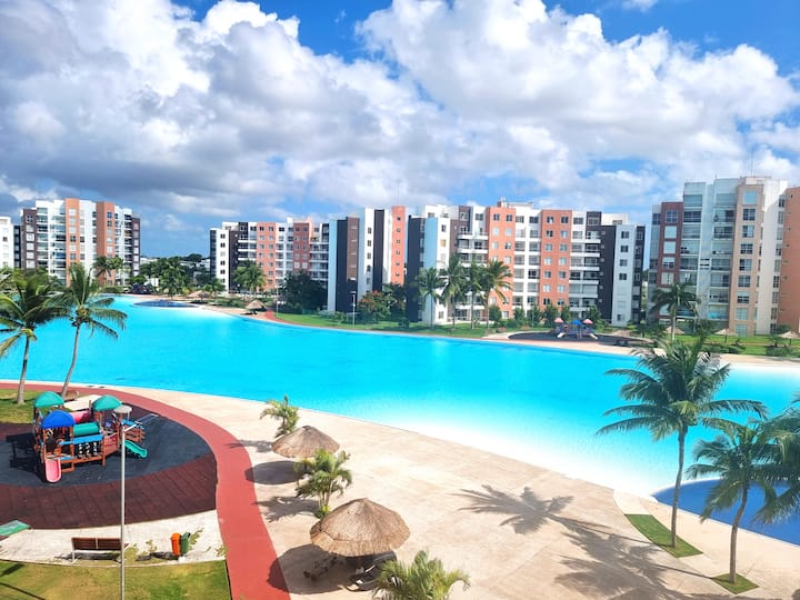 Penthouse: Jacuzzi, Terrace & Lagoon + 7 Pools - Cancún