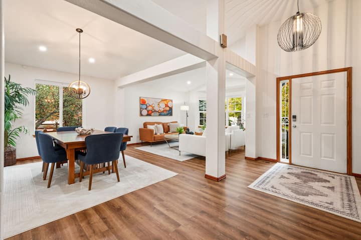 Trailside Haven ~ Big 4br Between Denver & Boulder - Westminster, CO