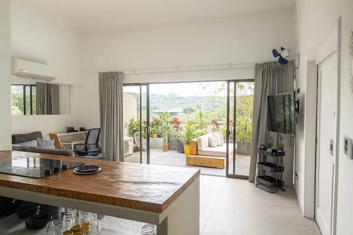 King Bed • Terrace Mountain View • A/c • Pool&gym - Santa Ana