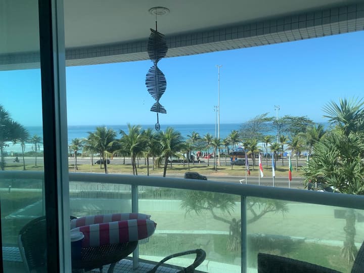 Lindo Apto Com Vista Para O Mar Na Praia Da Barra - Rio de Janeiro