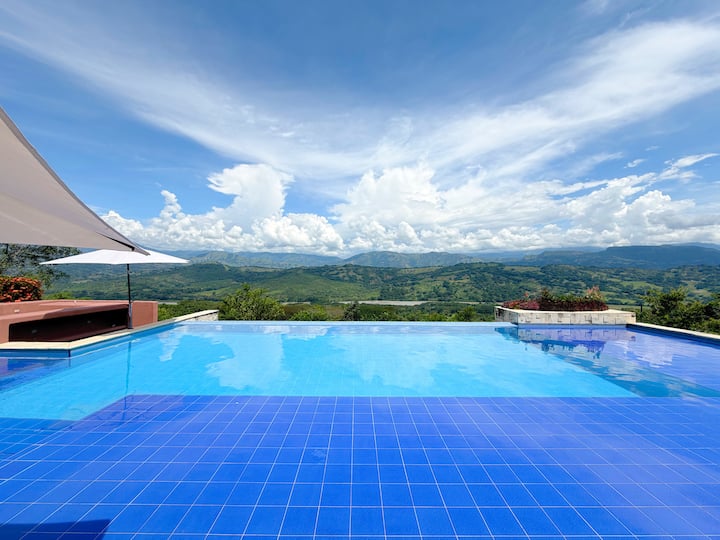 Amplia Finca En La Pintada Con Hermosa Vista - La Pintada