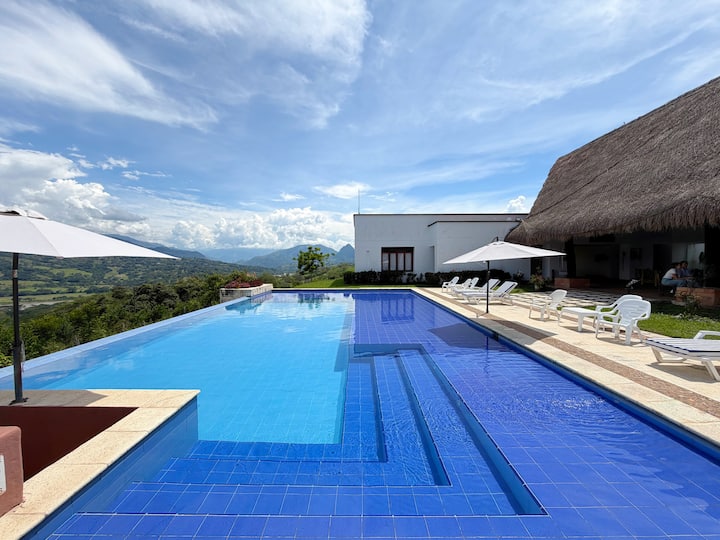 Amplia Finca En La Pintada Con Hermosa Vista - La Pintada