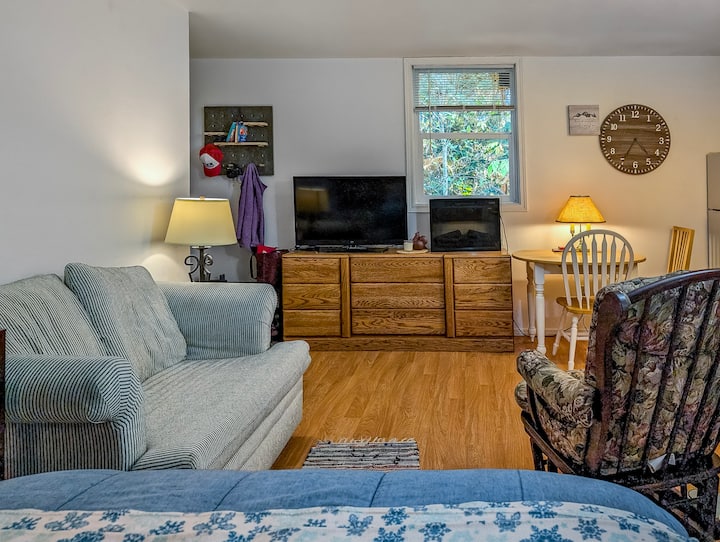 Packwood Studio - Packwood, WA