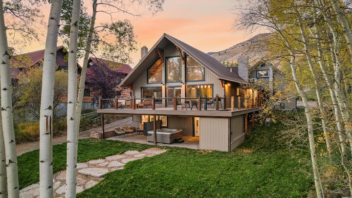 Lake House Retreat 20 Mins To Yellowstone - Henrys Lake, ID