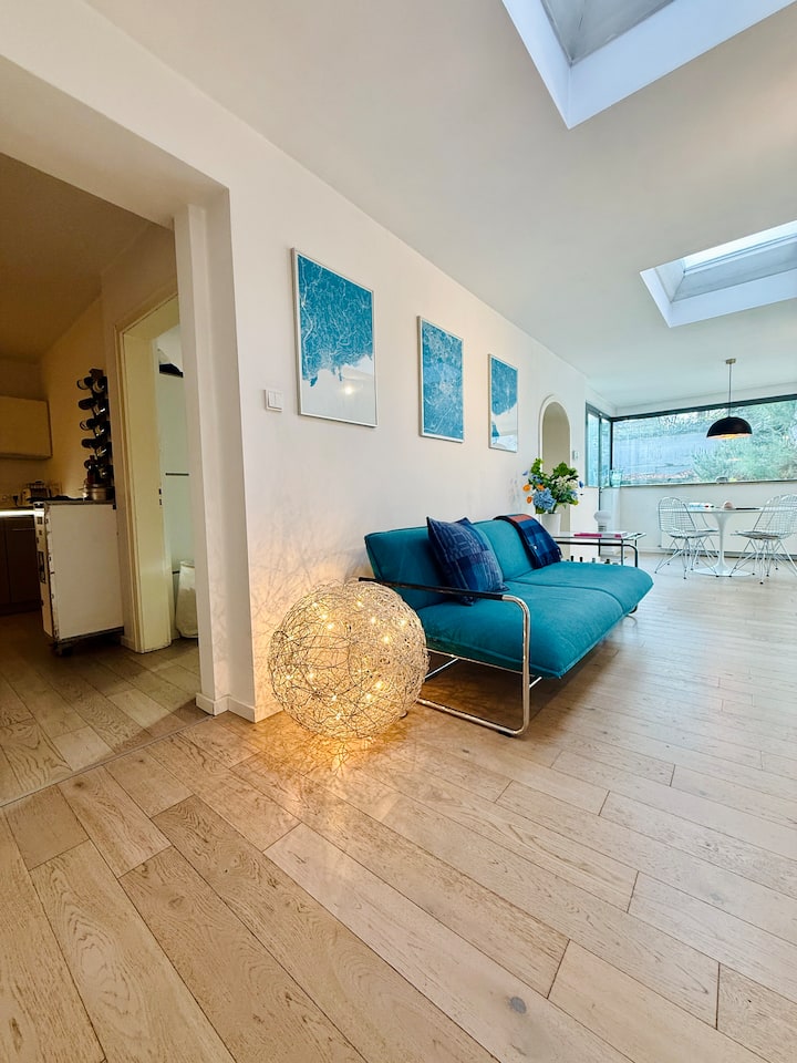 Luxuriöses Design Appartement In Zentraler Lage - Aachen