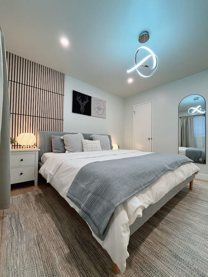 Pure Wabi – King Bed Bliss - Redwood City, CA