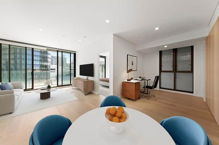 Enjoy A Spacious Apartment In St Leonards - North Sydney