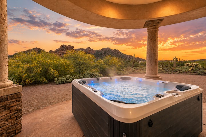 2.5-acre Estate: 4 Suites | Rhyolite Vault - Apache Junction